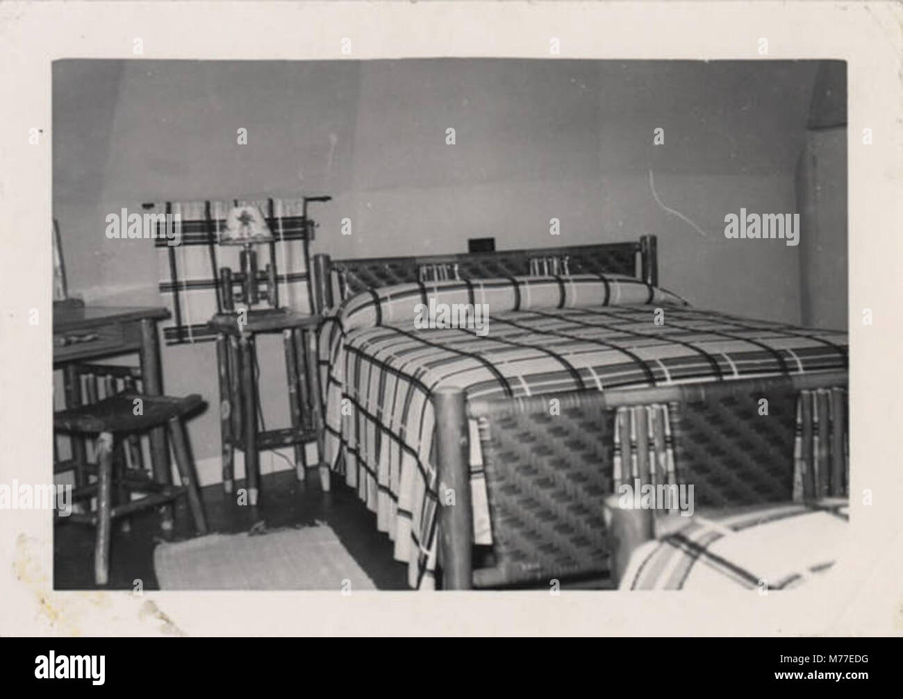 A vintage postcard showcasing Wigwam Village No. 6 along historic Route ...