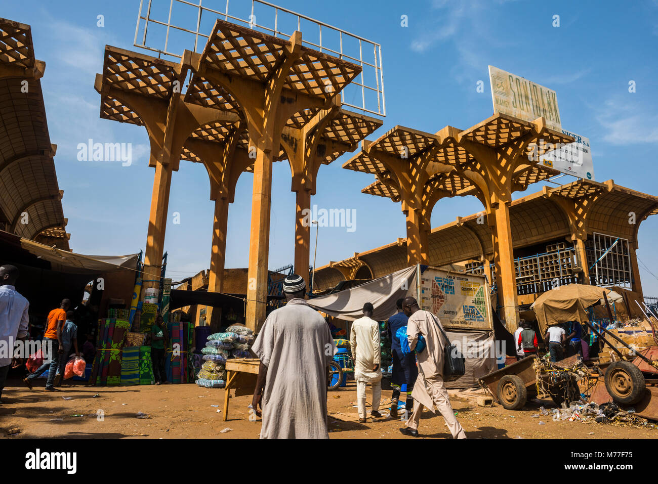 Niamey niger street hi-res stock photography and images - Alamy
