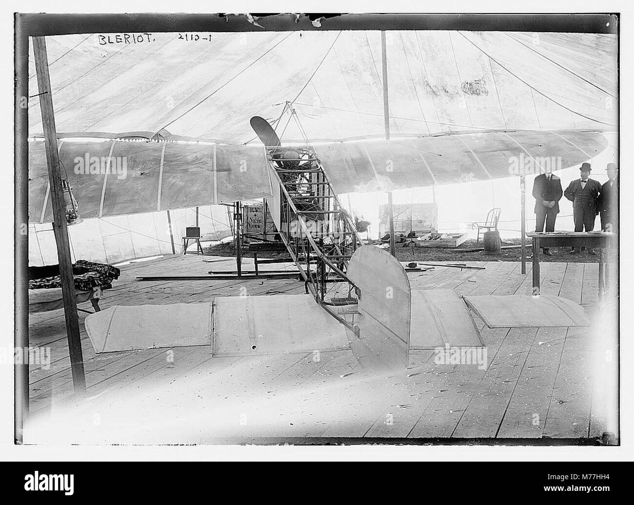 This photograph features Louis Blériot, a French aviator known for his ...