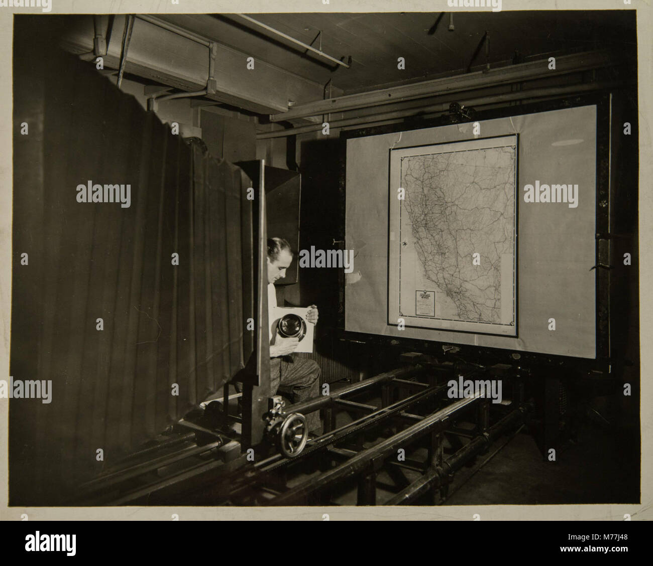 Image process book manufacturing hi-res stock photography and images ...