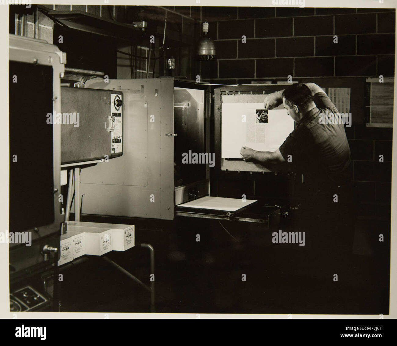 Book production line hi-res stock photography and images - Alamy