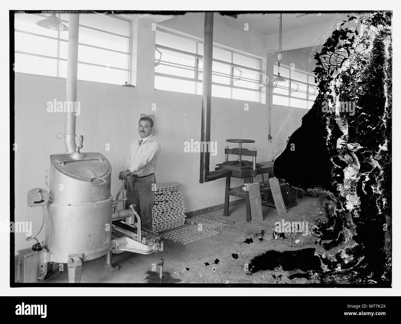 British linotype hi-res stock photography and images - Alamy