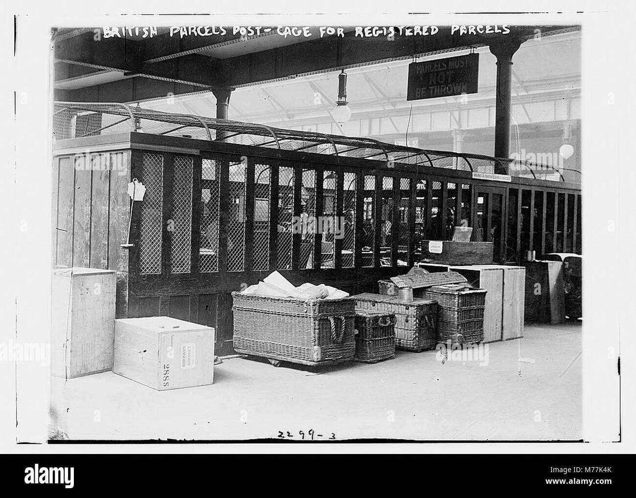 Parcels office parcels office hi-res stock photography and images - Alamy
