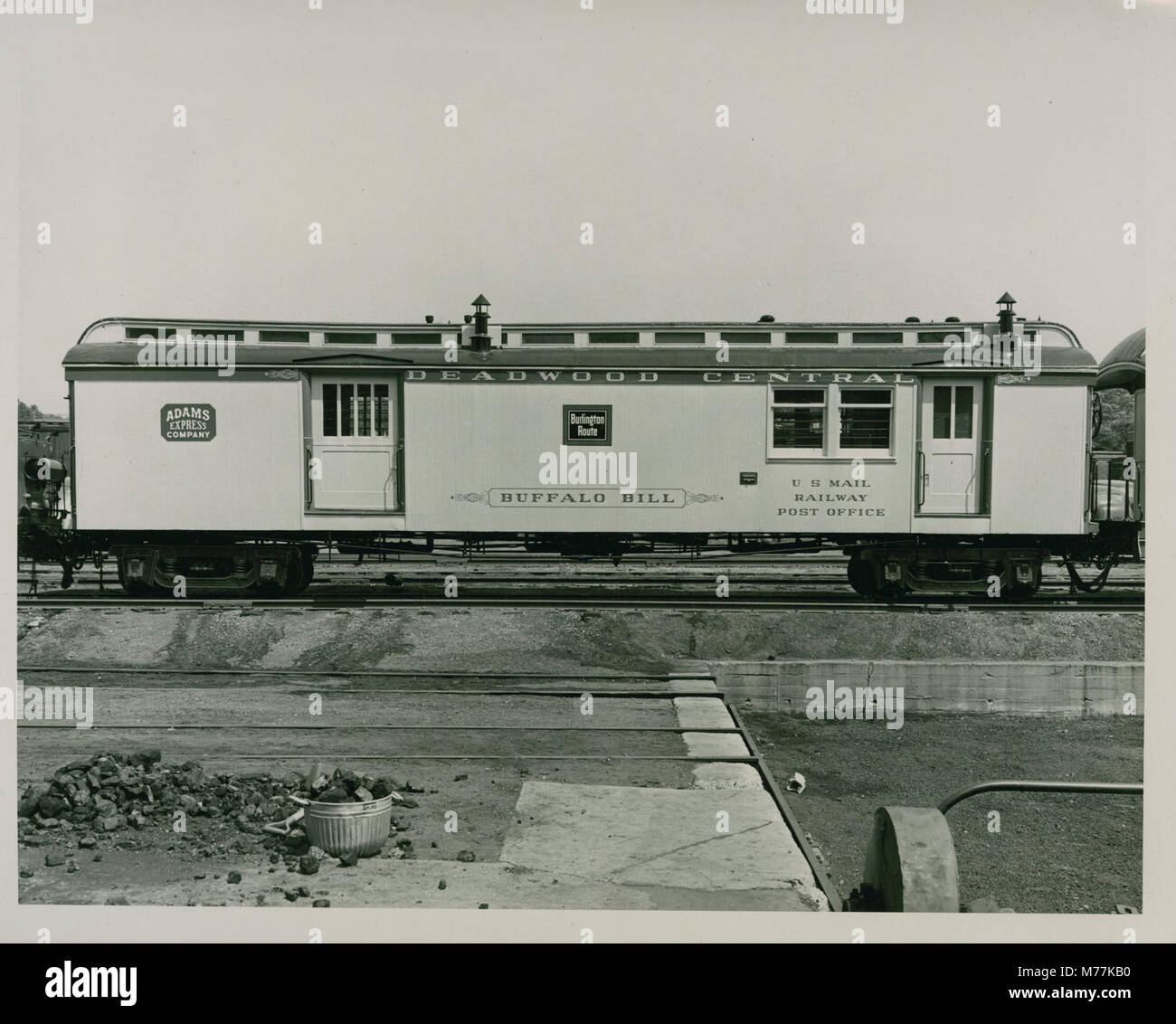 A historic image of the Buffalo Bill Car displayed at the Chicago ...