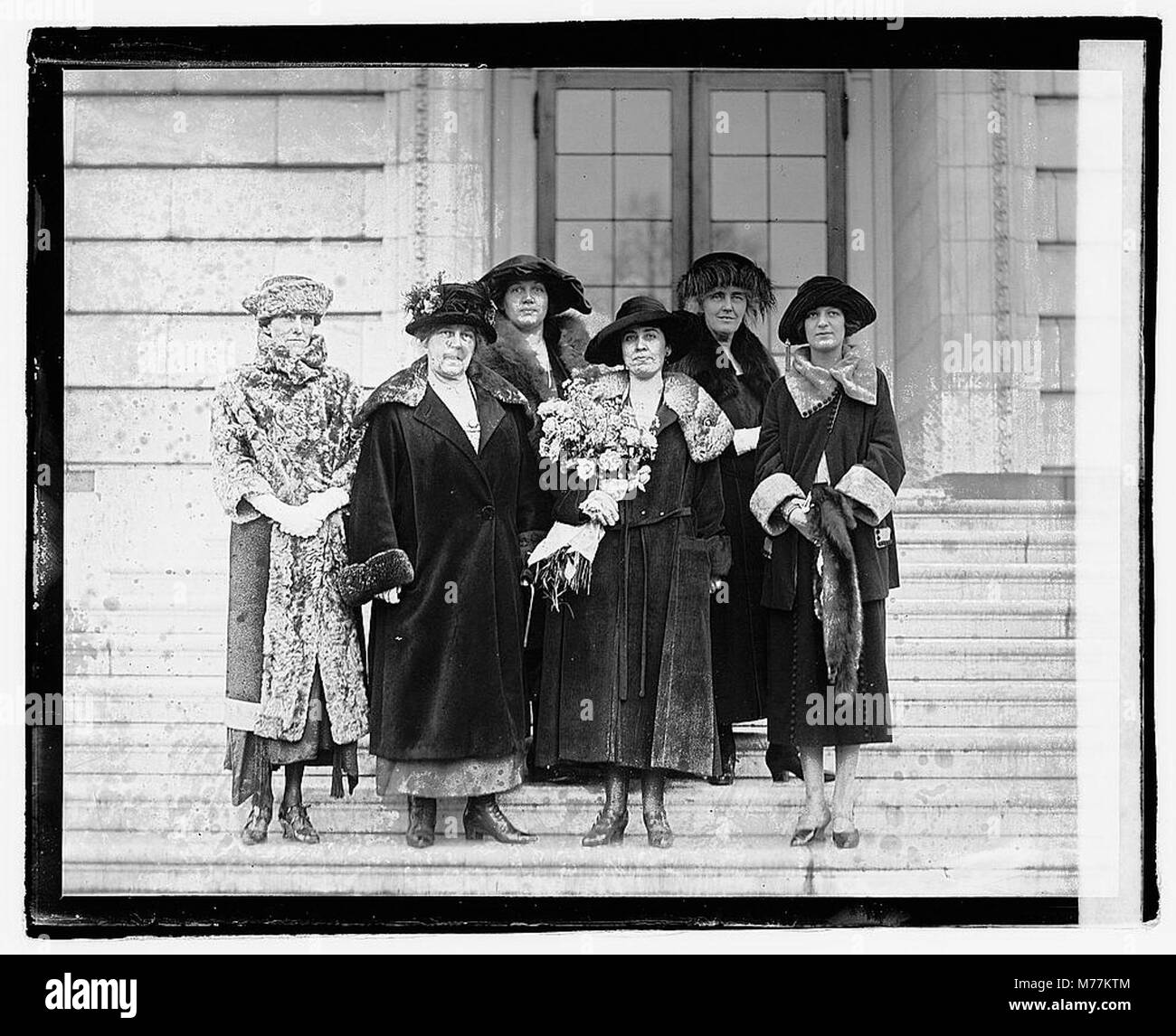 21 12 13 Black and White Stock Photos & Images - Alamy