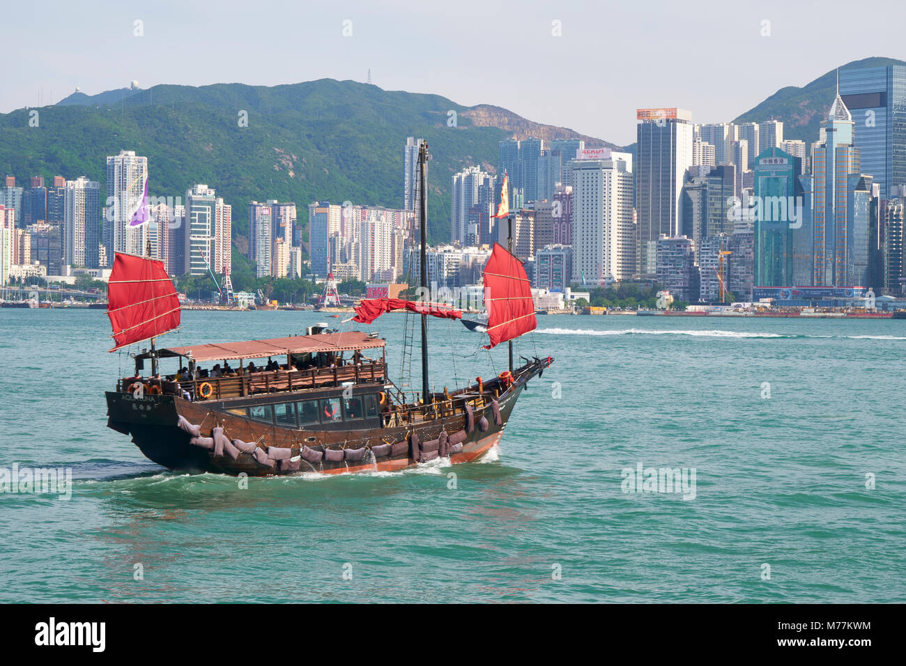 Contrast traditional modern buildings in china hi-res stock photography ...
