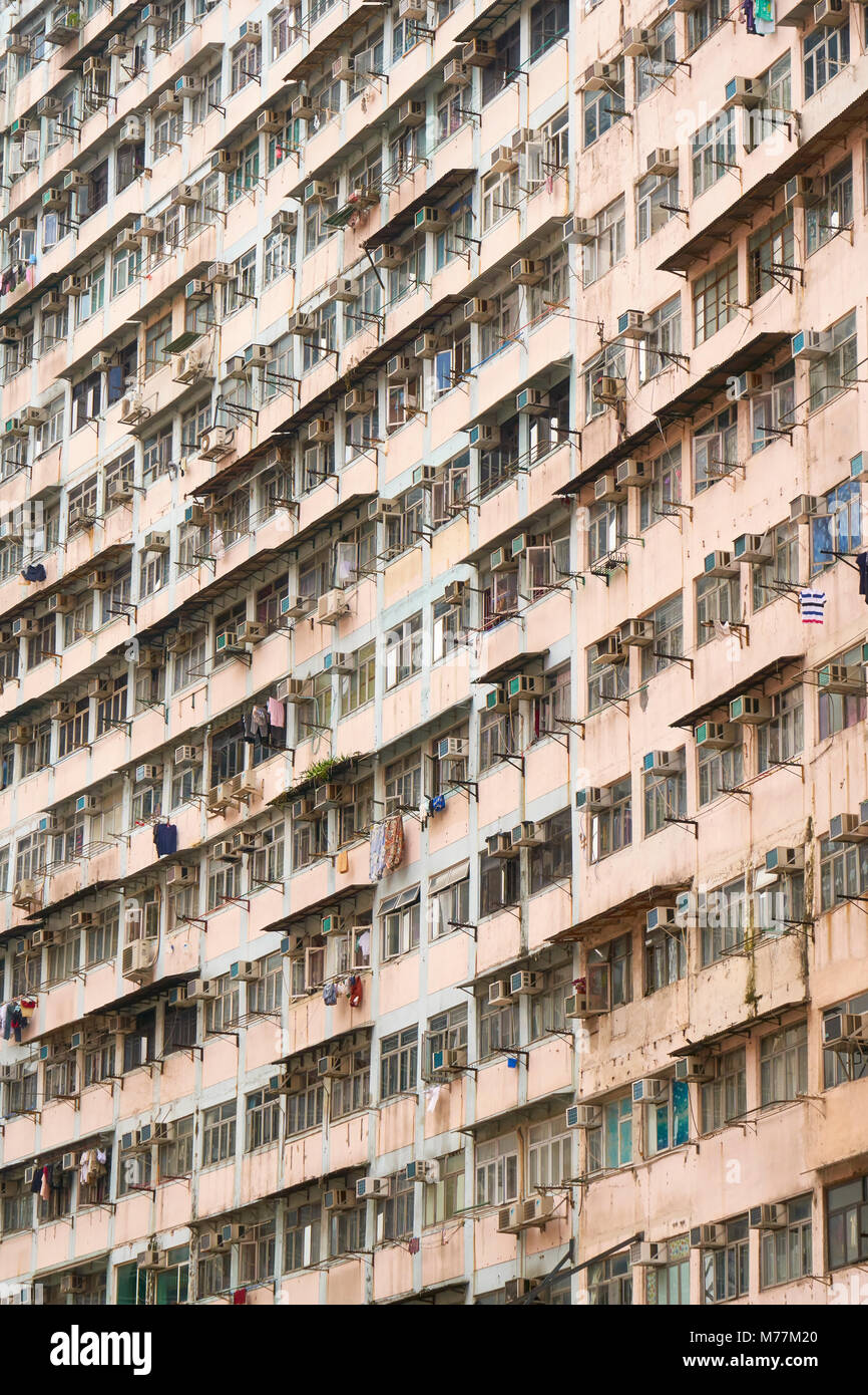Densely crowded buildings hi-res stock photography and images - Alamy