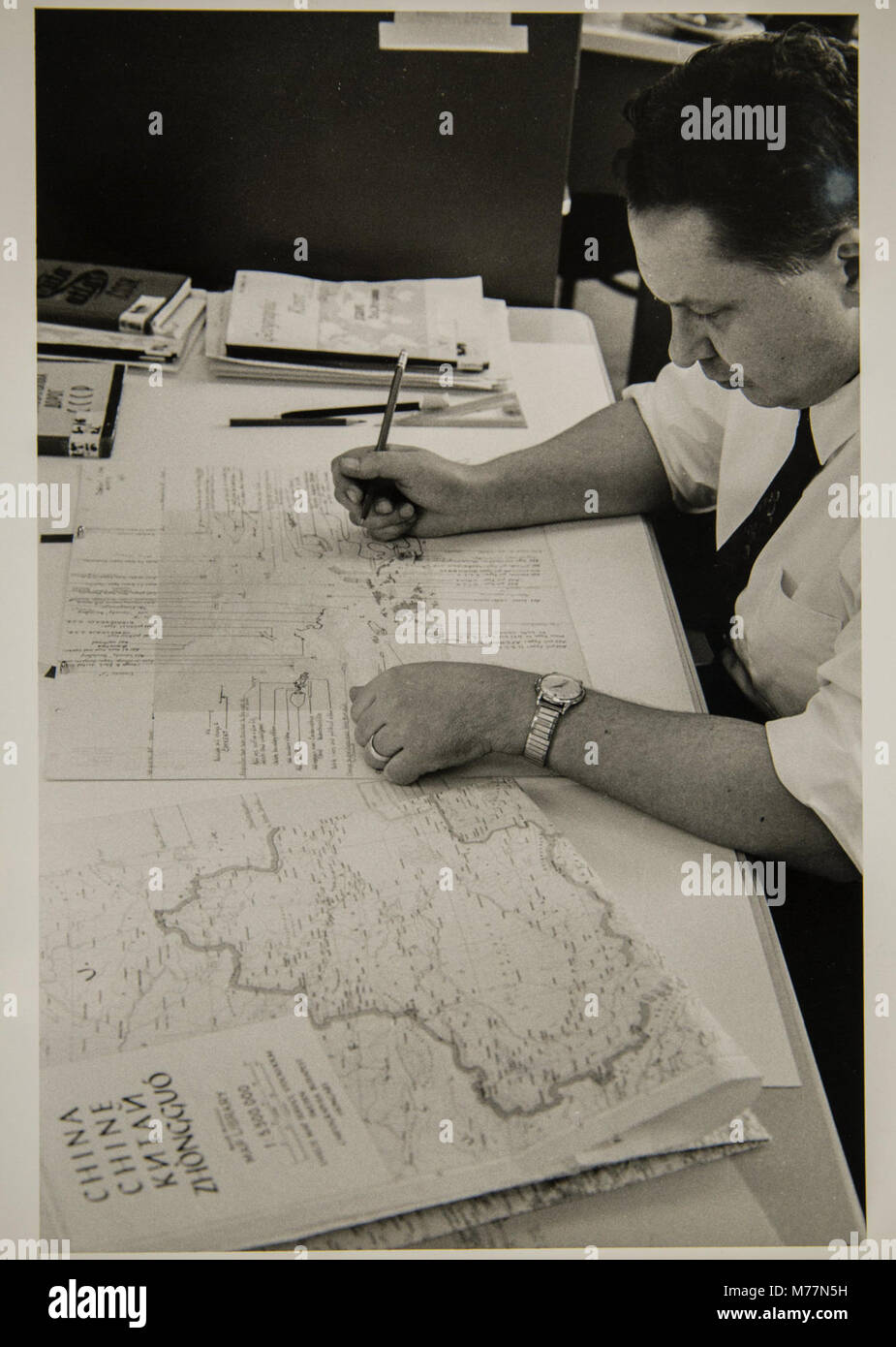 Cartographic Publishing - Road Maps (NBY 4838 Stock Photo - Alamy