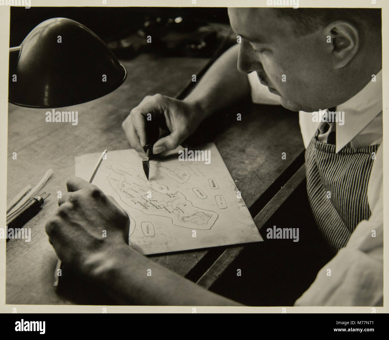 This work details the procedures used in the publishing of cartographic ...