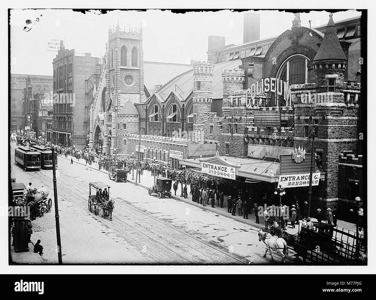 The exterior view of the Chicago Coliseum, an iconic building in the ...