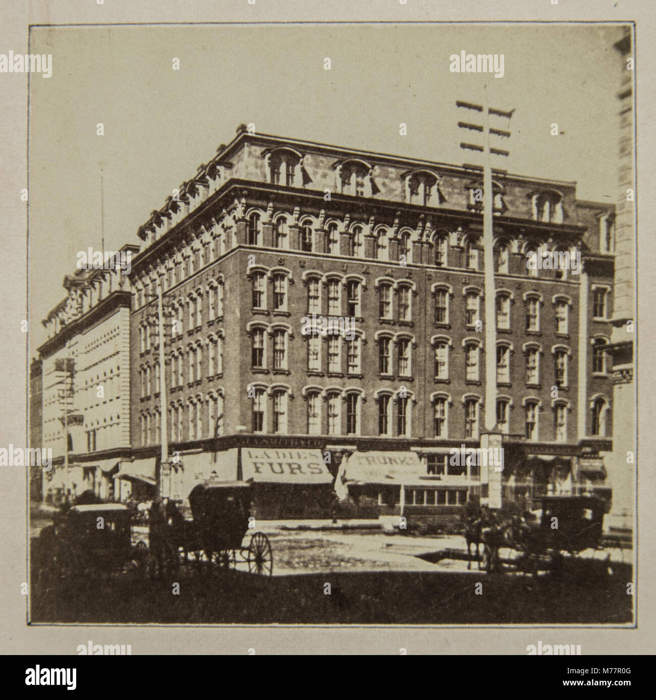 A historic photograph of the St. James Hotel in Chicago before the ...