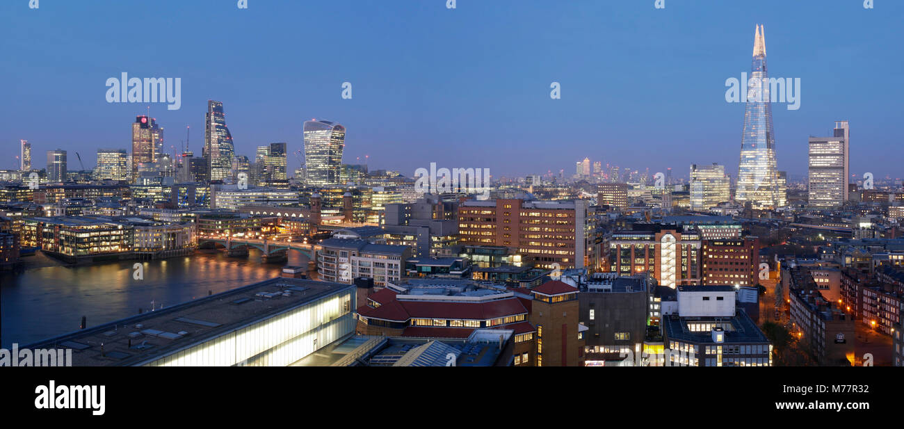 London skyline panoramic hi-res stock photography and images - Alamy