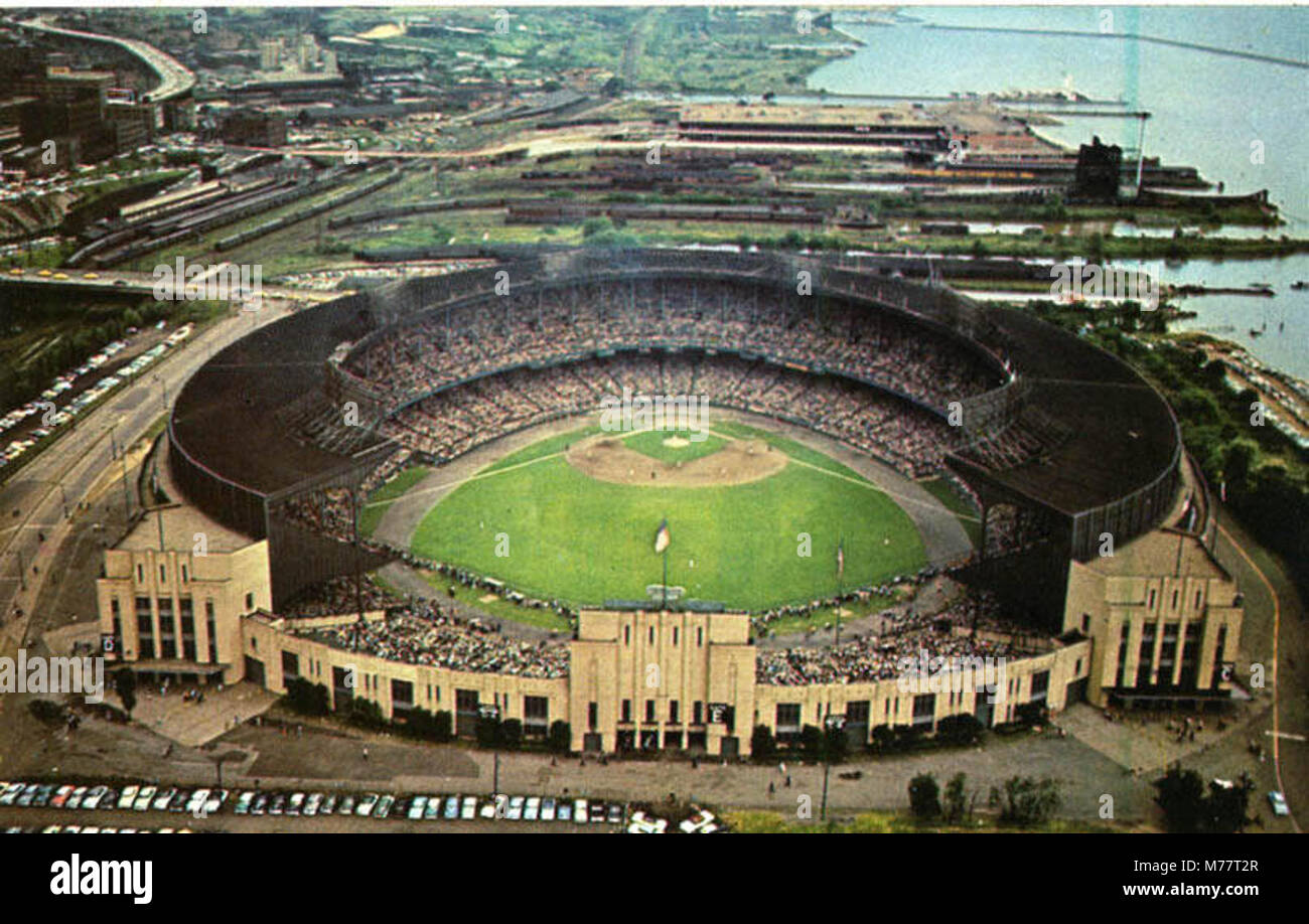 Municipal stadium cleveland hi-res stock photography and images - Alamy