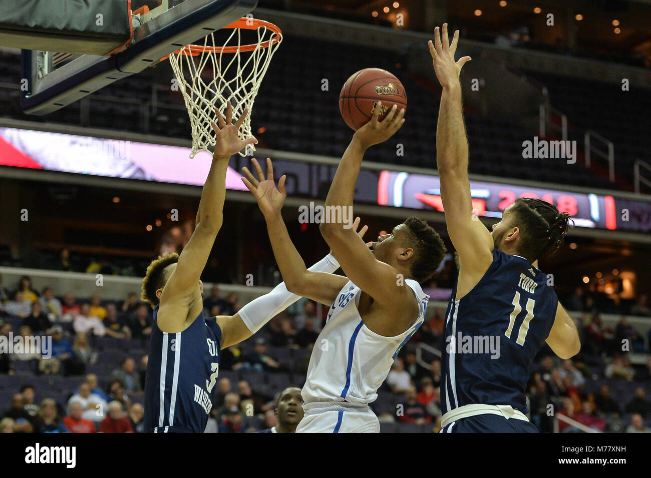 Jalen johnson hi-res stock photography and images - Alamy