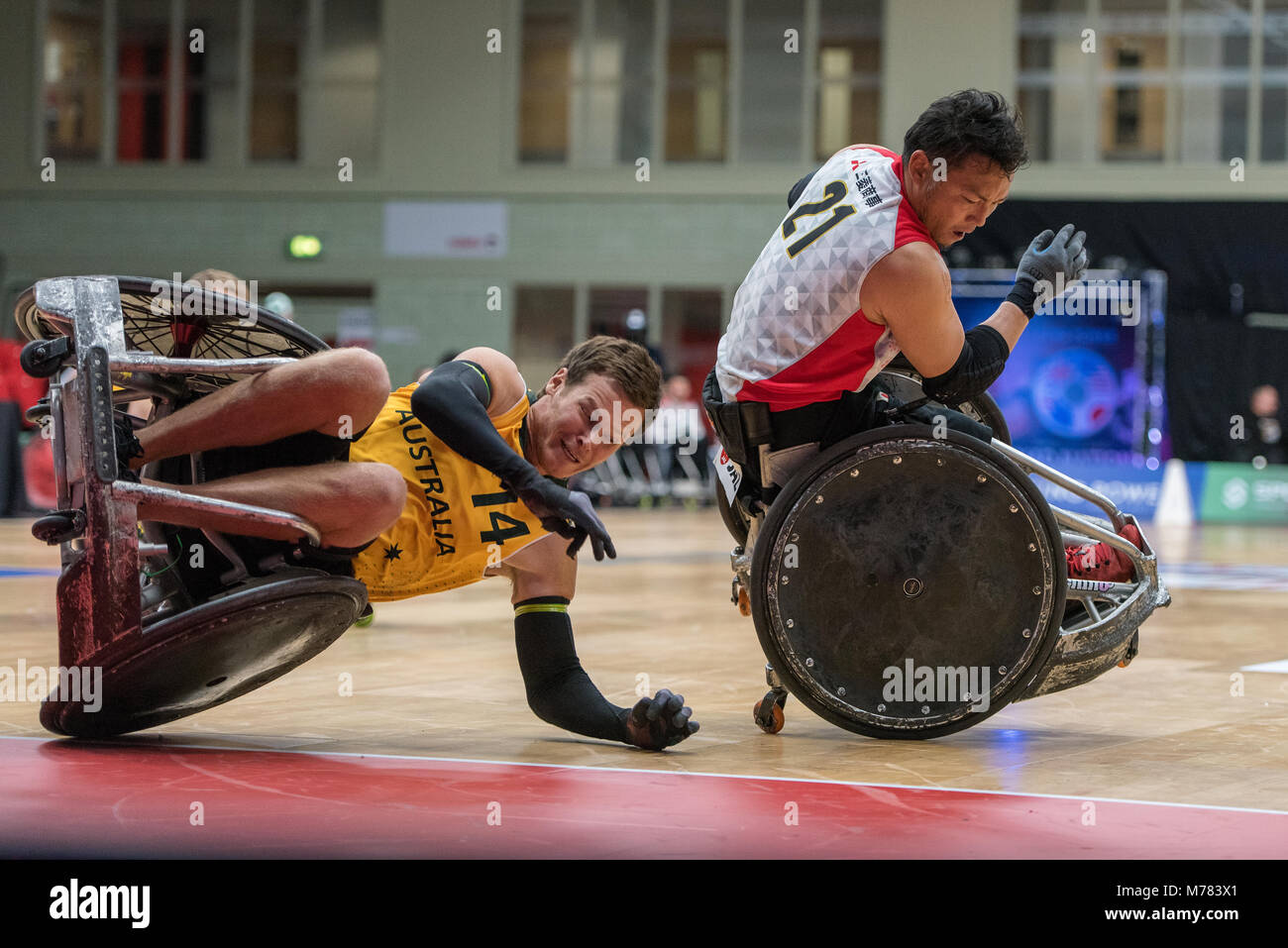 Sport wheelchair rugby action hi-res stock photography and images - Alamy