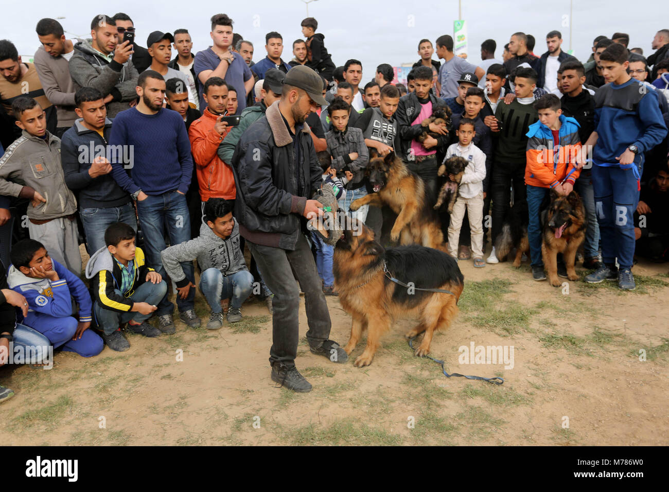 Gaza City, Gaza Strip, Palestinian Territory. 9th Mar, 2018. A ...