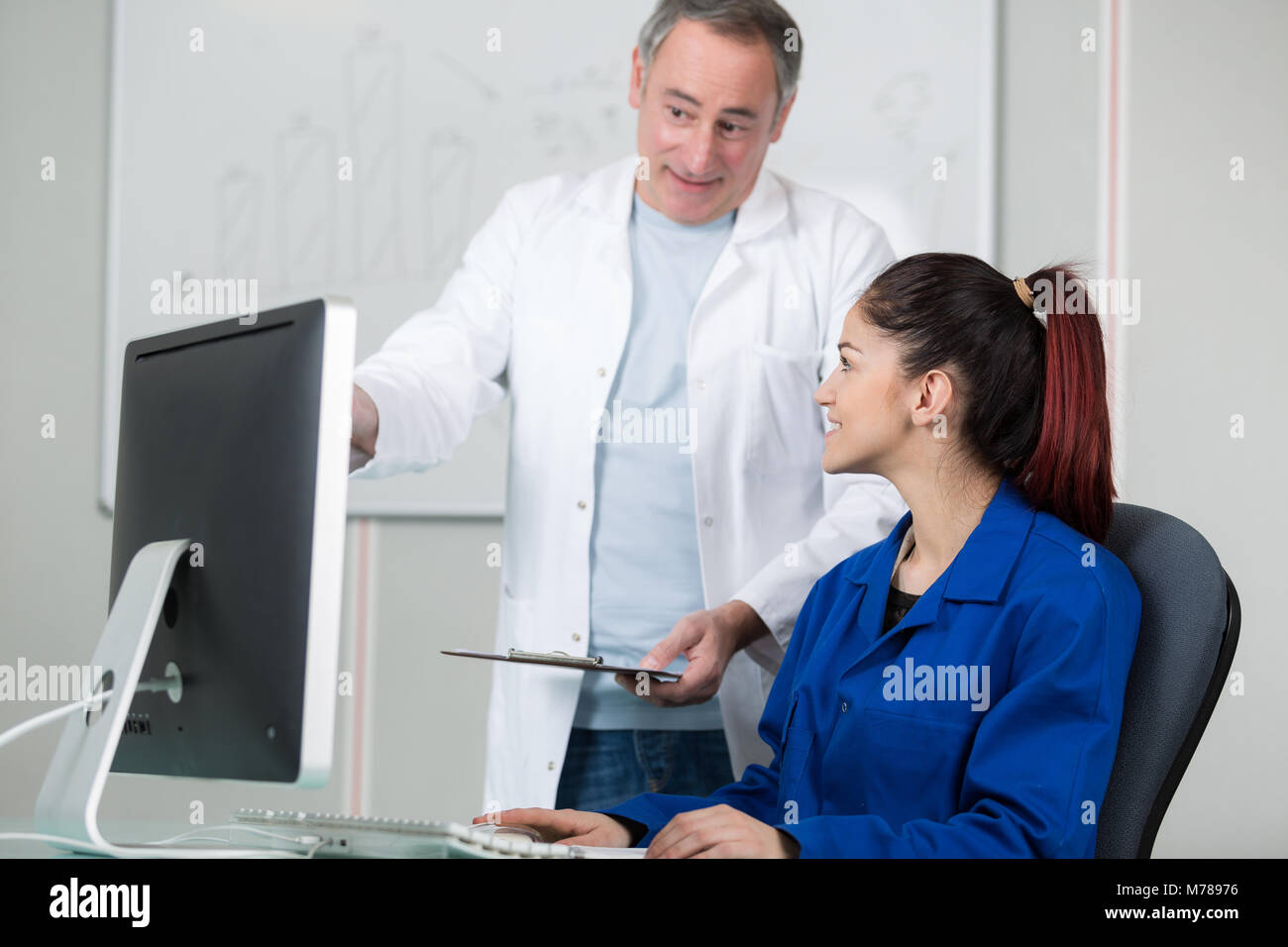 Female boss apprentice hi-res stock photography and images - Alamy