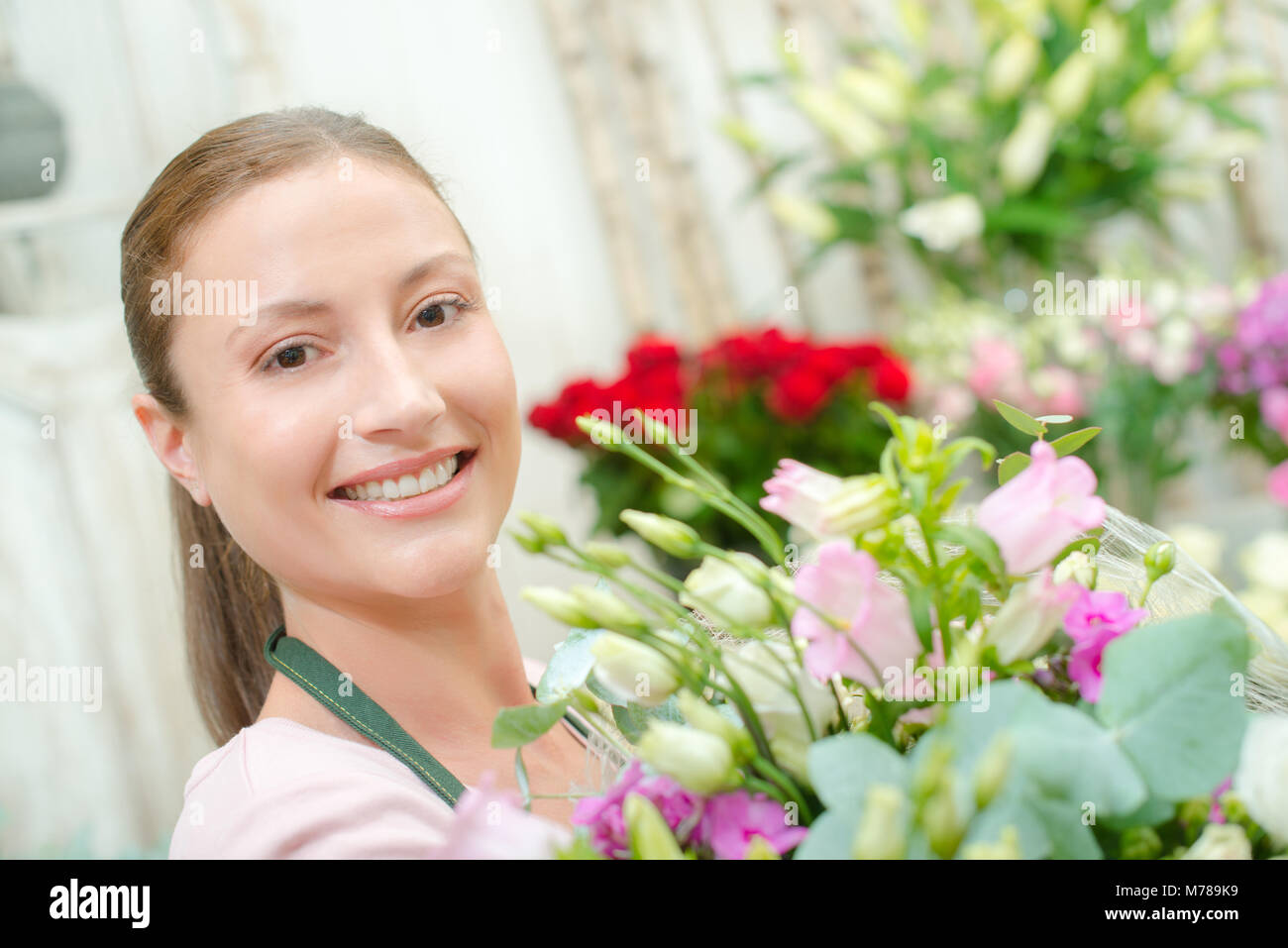 Ginger female florist hi-res stock photography and images - Alamy