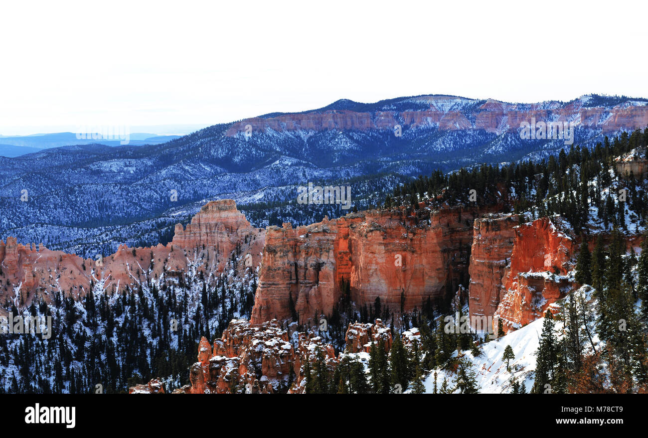 Bryce Canyon views from the Bryce point area Stock Photo - Alamy