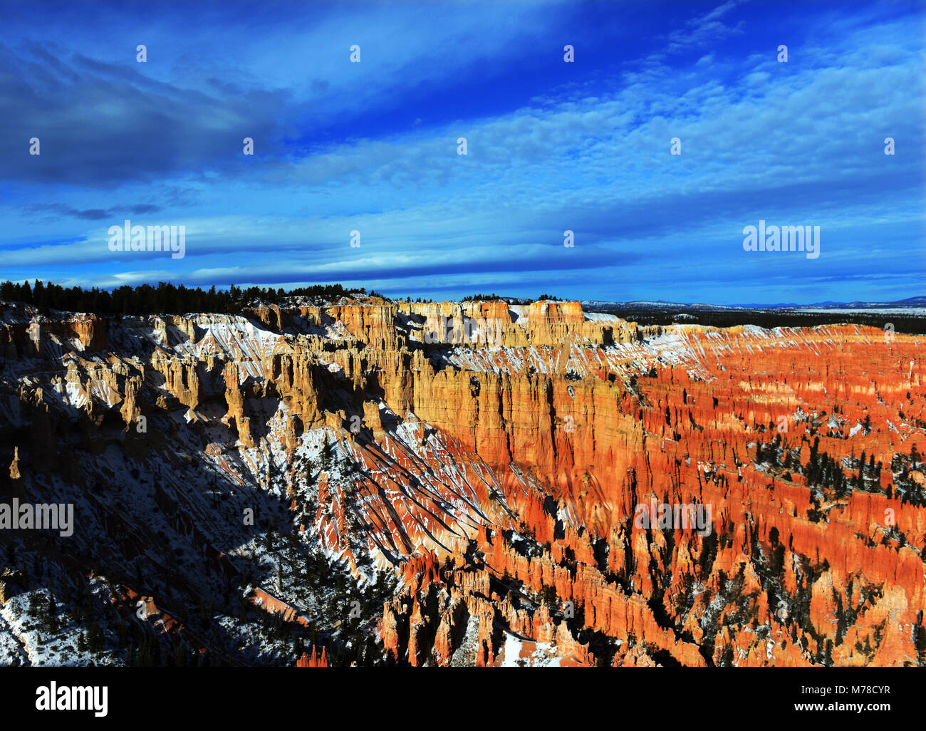 Bryce Canyon views from Inspiration point Stock Photo - Alamy