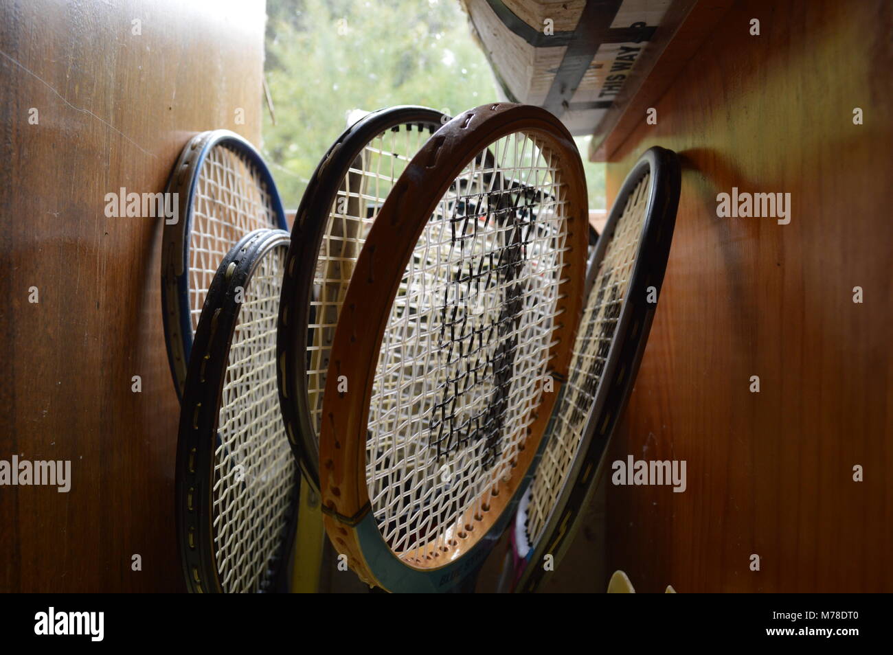 Tennis window art hi-res stock photography and images - Alamy