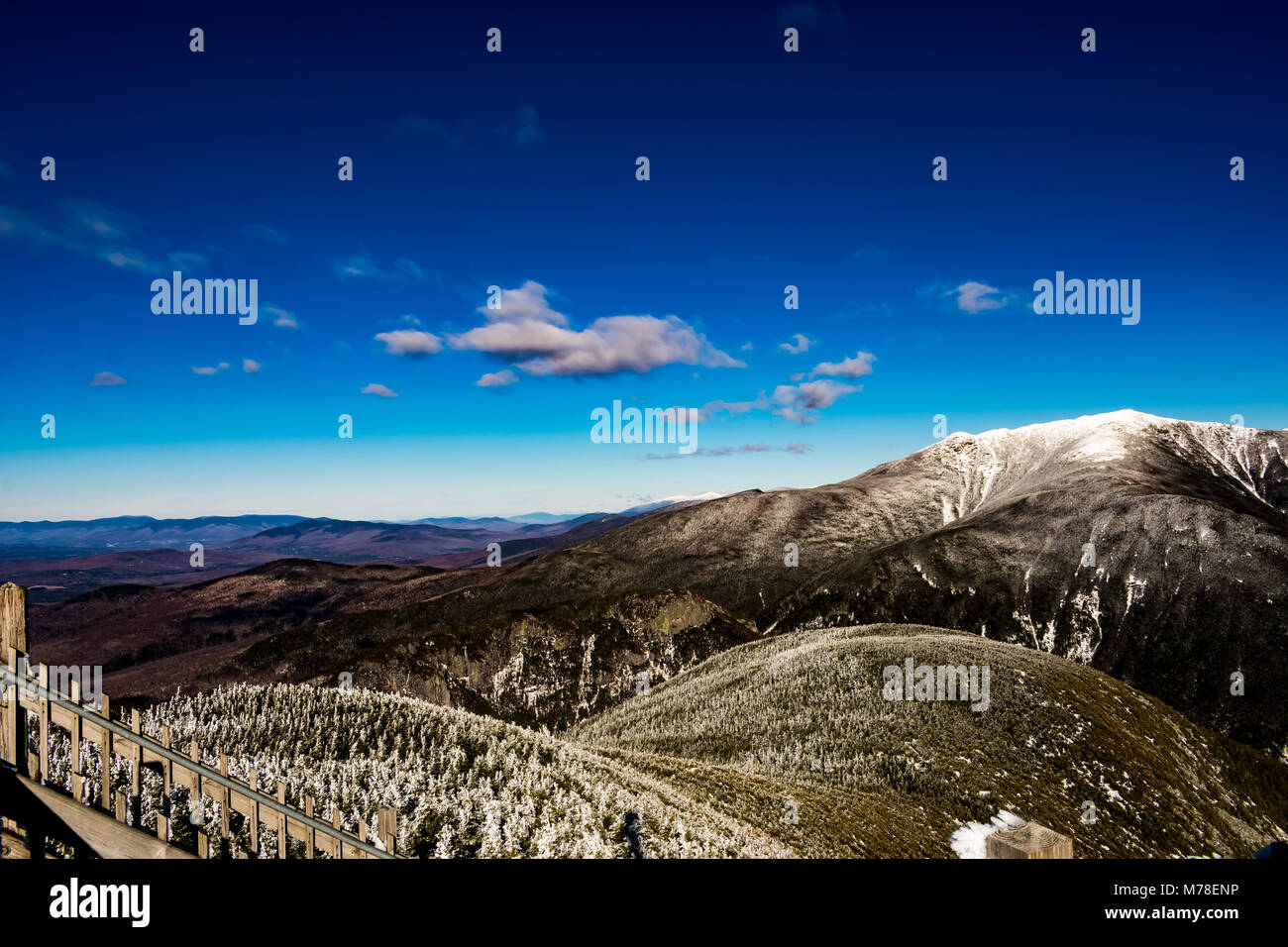 Cannon mountain new hampshire skiing hi-res stock photography and ...