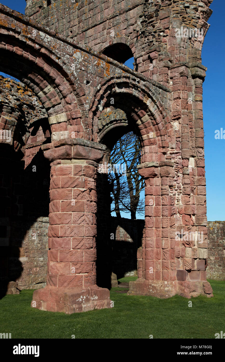 Church pillar pillars hi-res stock photography and images - Alamy