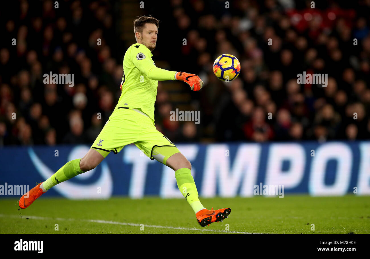 Crystal Palace goalkeeper Wayne Hennessey Stock Photo - Alamy