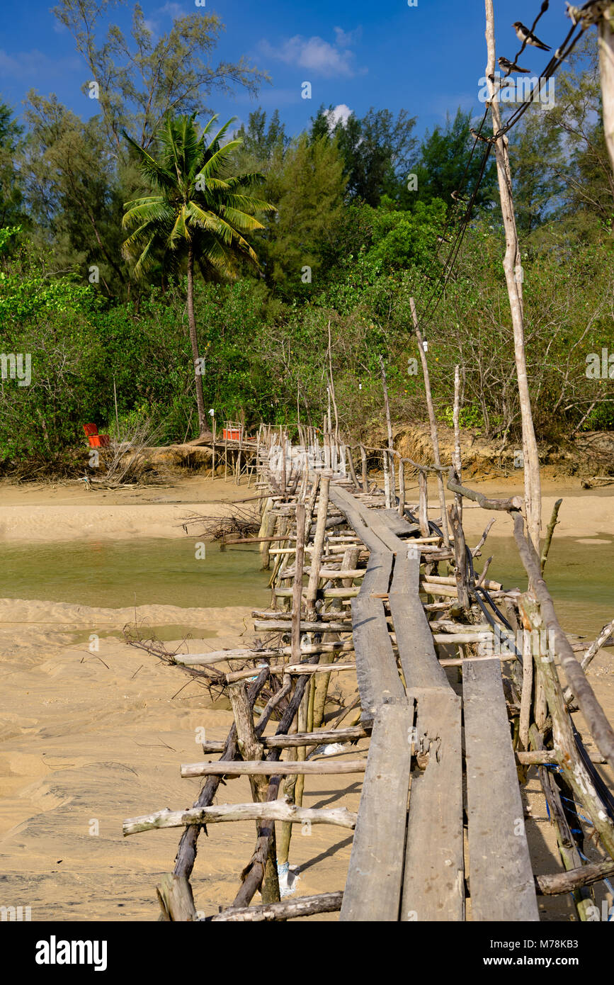 Dilapidated bridge hi-res stock photography and images - Alamy