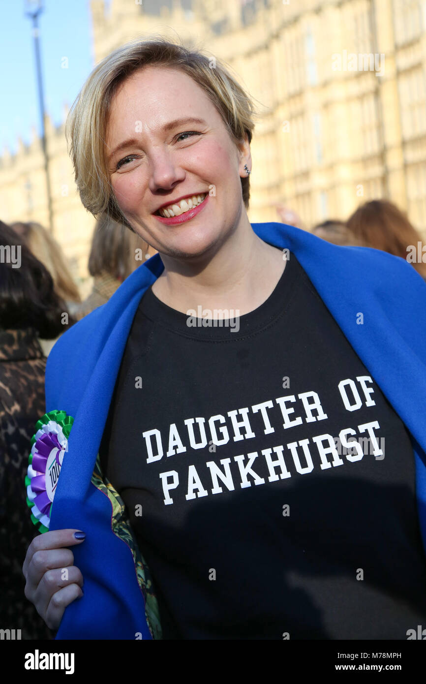 Labour Party launches a yearlong campaign outside Parliament to ...