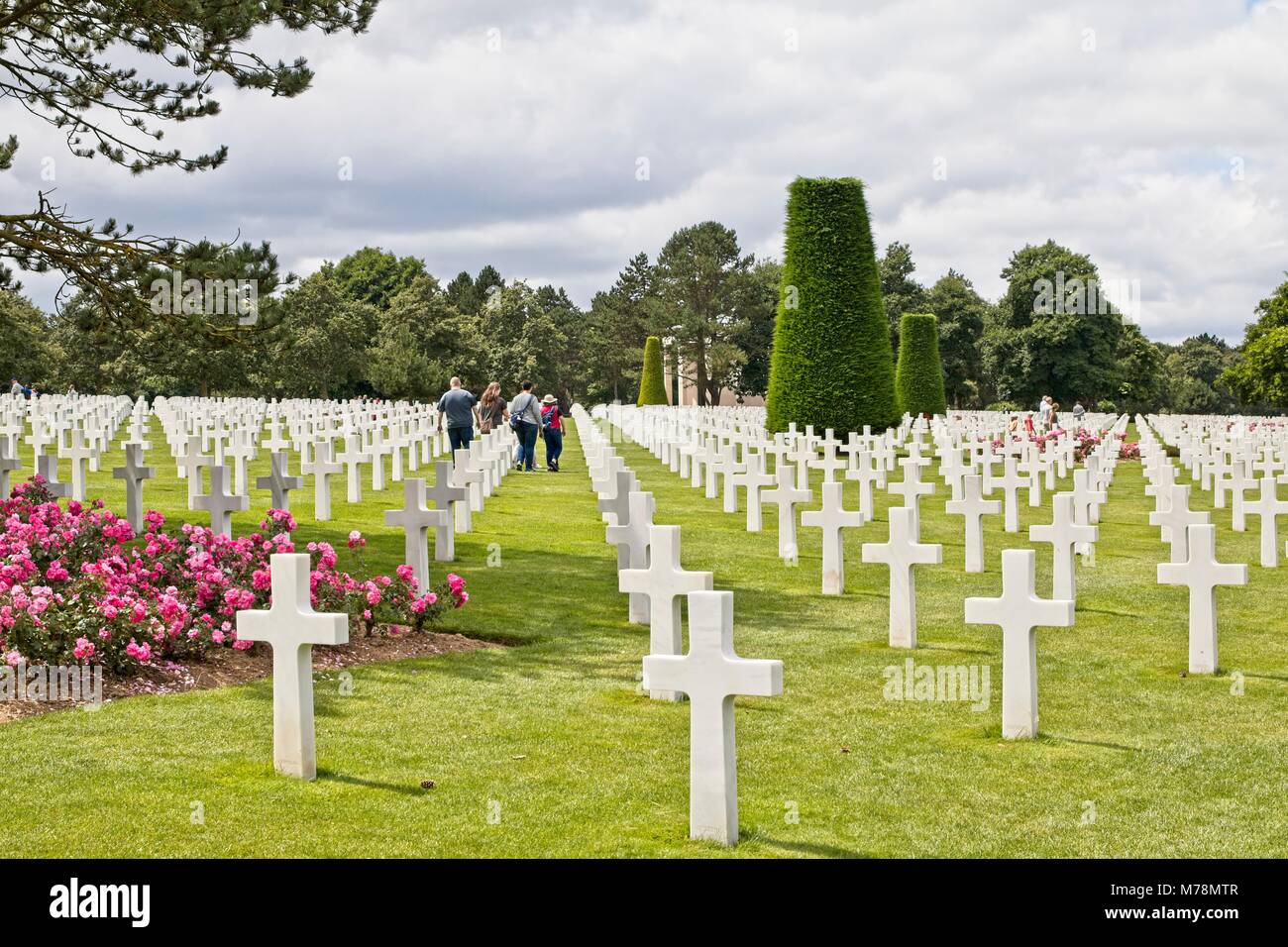 Normandy american cemetery hi-res stock photography and images - Alamy