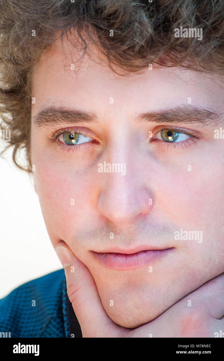 Head propped on hand hi-res stock photography and images - Alamy