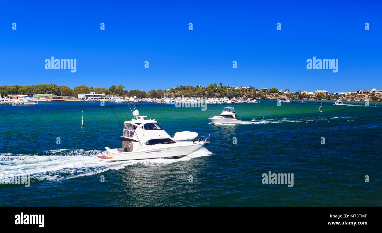 Swan river perth boat hi-res stock photography and images - Alamy