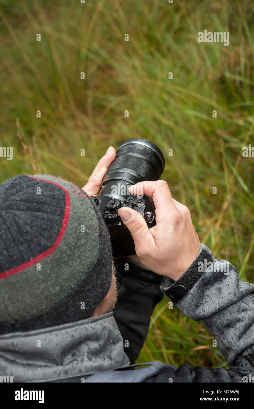 Weather reporter in rain hi-res stock photography and images - Alamy