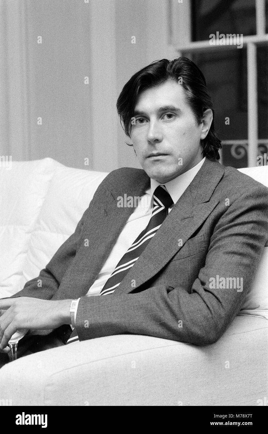 Bryan Ferry of Roxy Music. 12th December 1975 Stock Photo - Alamy