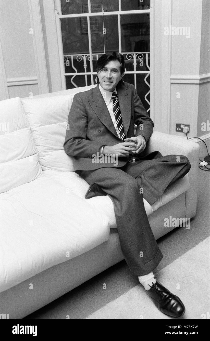 Bryan ferry 1970s hi-res stock photography and images - Alamy