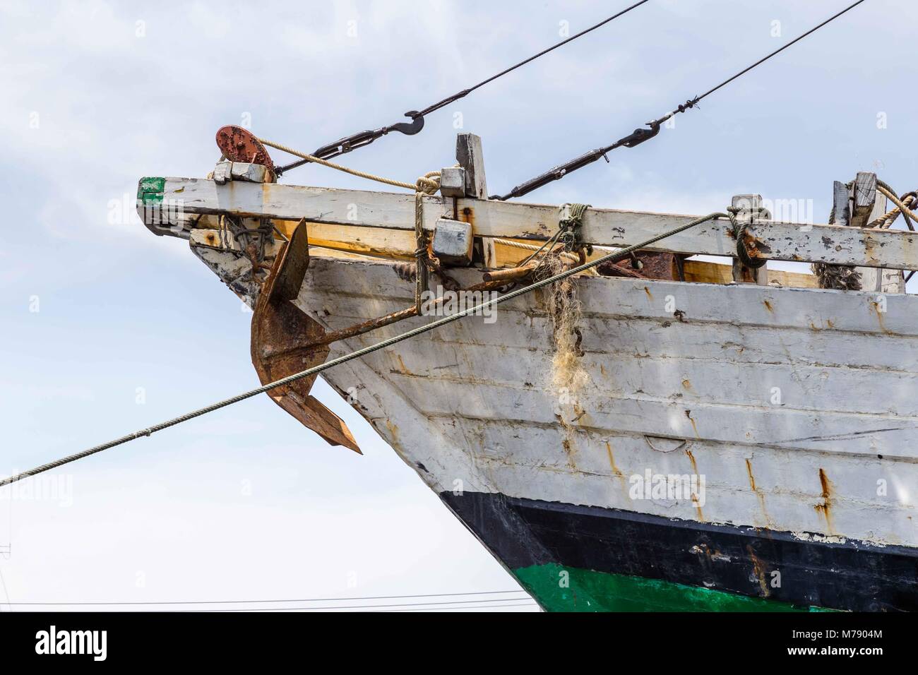Old ship in the harbor of Semarang, Java, Indonesia Stock Photo - Alamy
