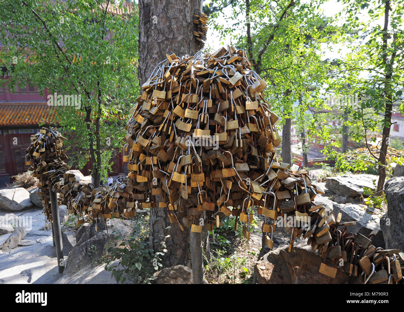 Love lock china hi-res stock photography and images - Alamy