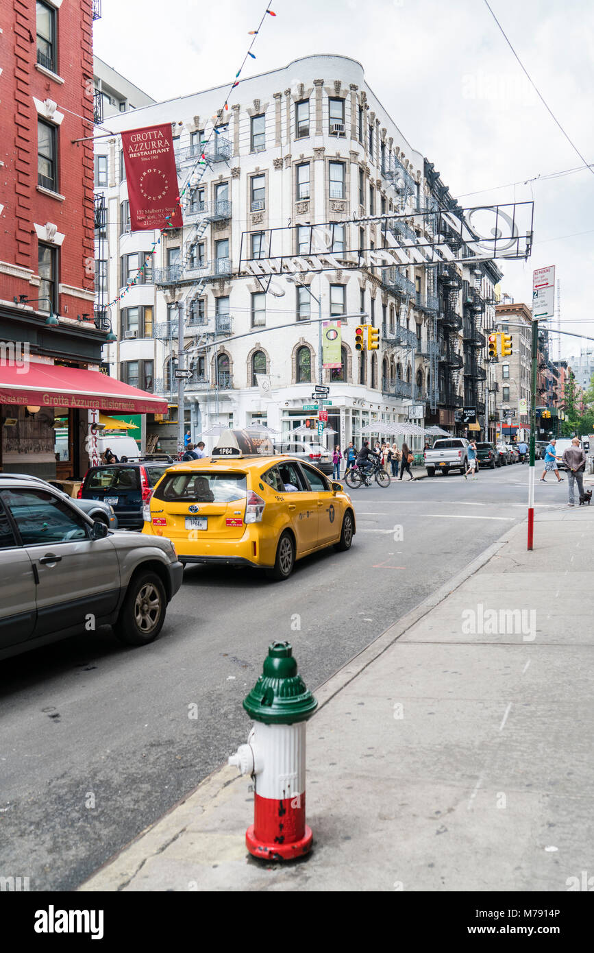 New york city fire hydrant hi-res stock photography and images - Alamy