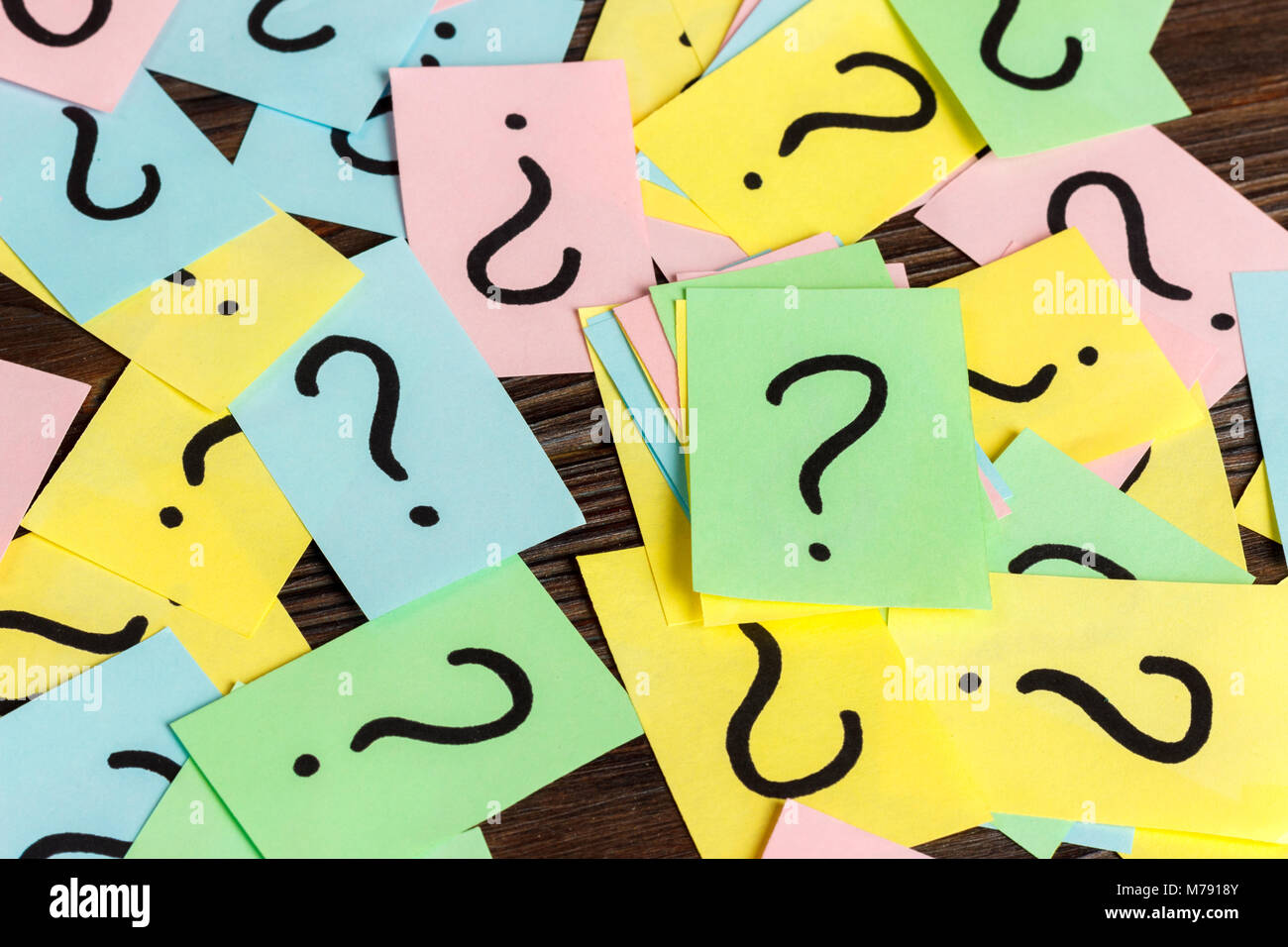 Questionmark hi-res stock photography and images - Alamy