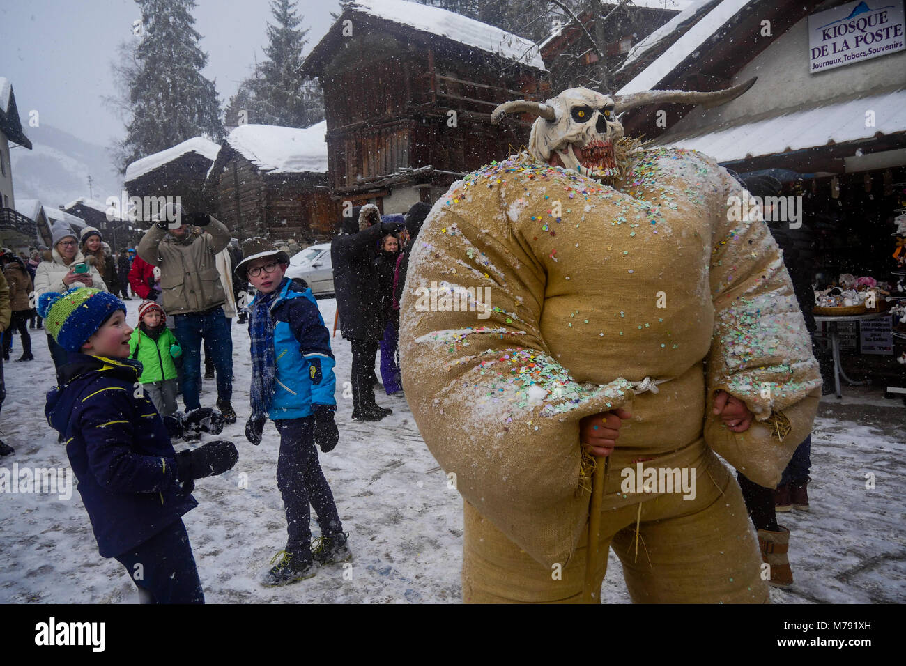 Traditioal carnival hi-res stock photography and images - Alamy