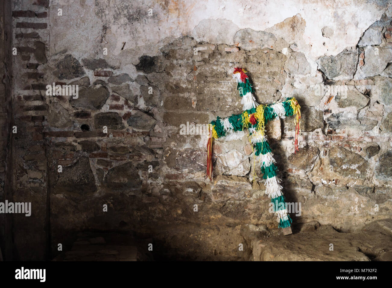 Cross in a dark tomb in Antigua de Guatemala Stock Photo - Alamy