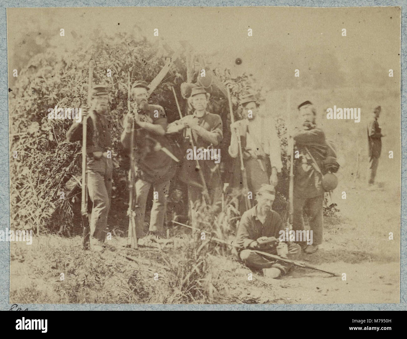 Rhode island regiment reenactment hi-res stock photography and images ...