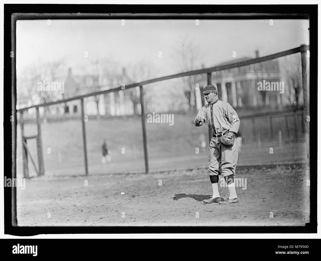 Baseball team players sports posed hi-res stock photography and images ...