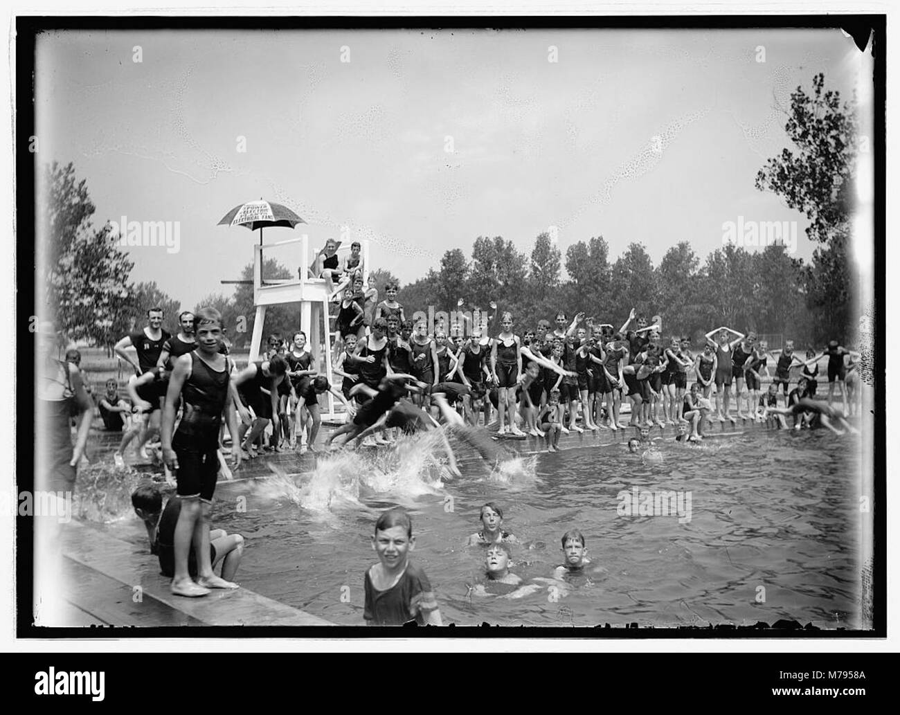 Photograph of Bathing Beach in Washington, D.C., showing people ...