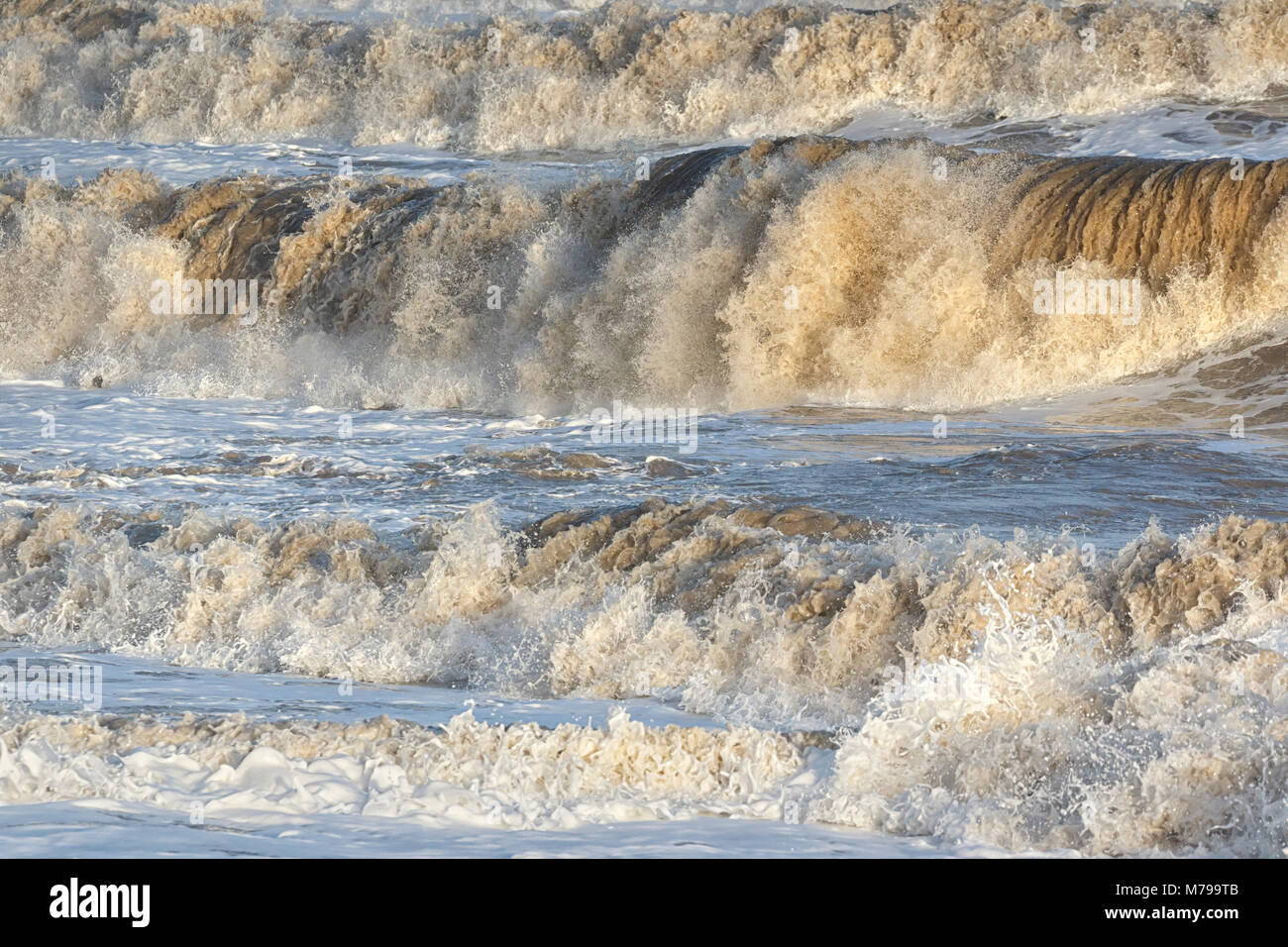 Sea sculpture, breaking waves and water Stock Photo - Alamy