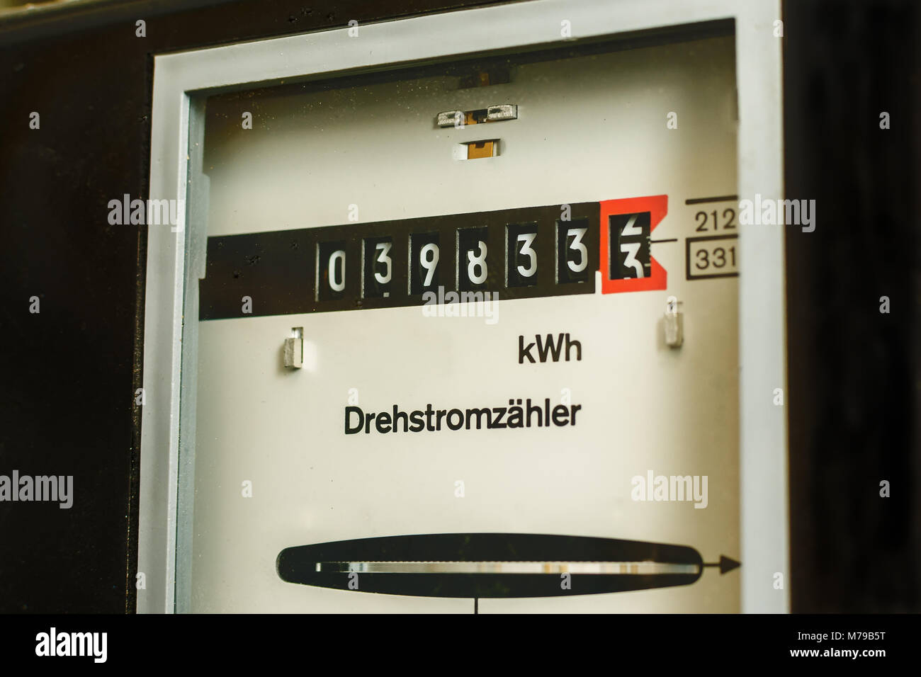 Smart meter installation hi-res stock photography and images - Alamy