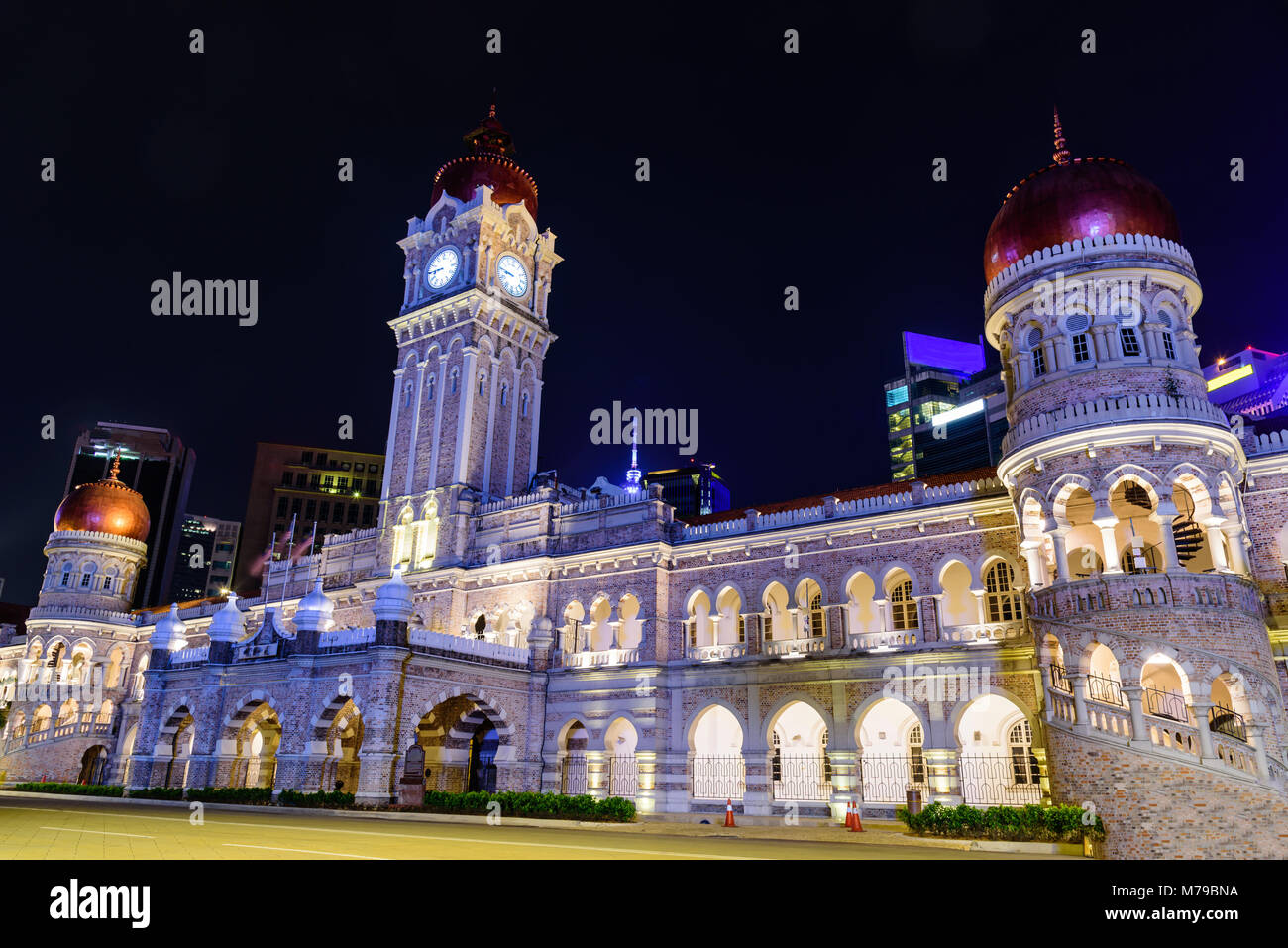 Kuala lumpur night square hi-res stock photography and images - Alamy