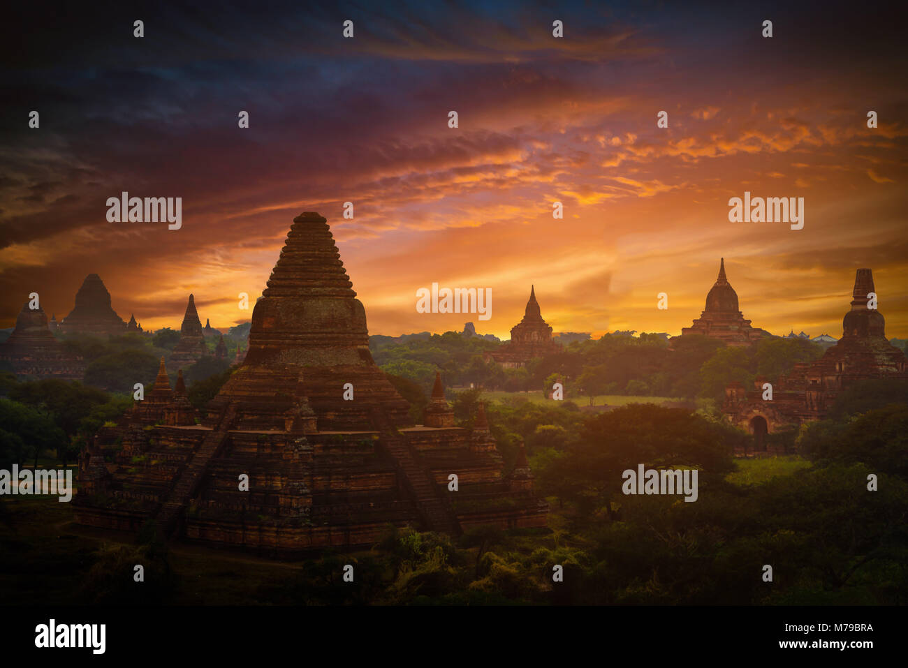 Bagan night sky hi-res stock photography and images - Alamy