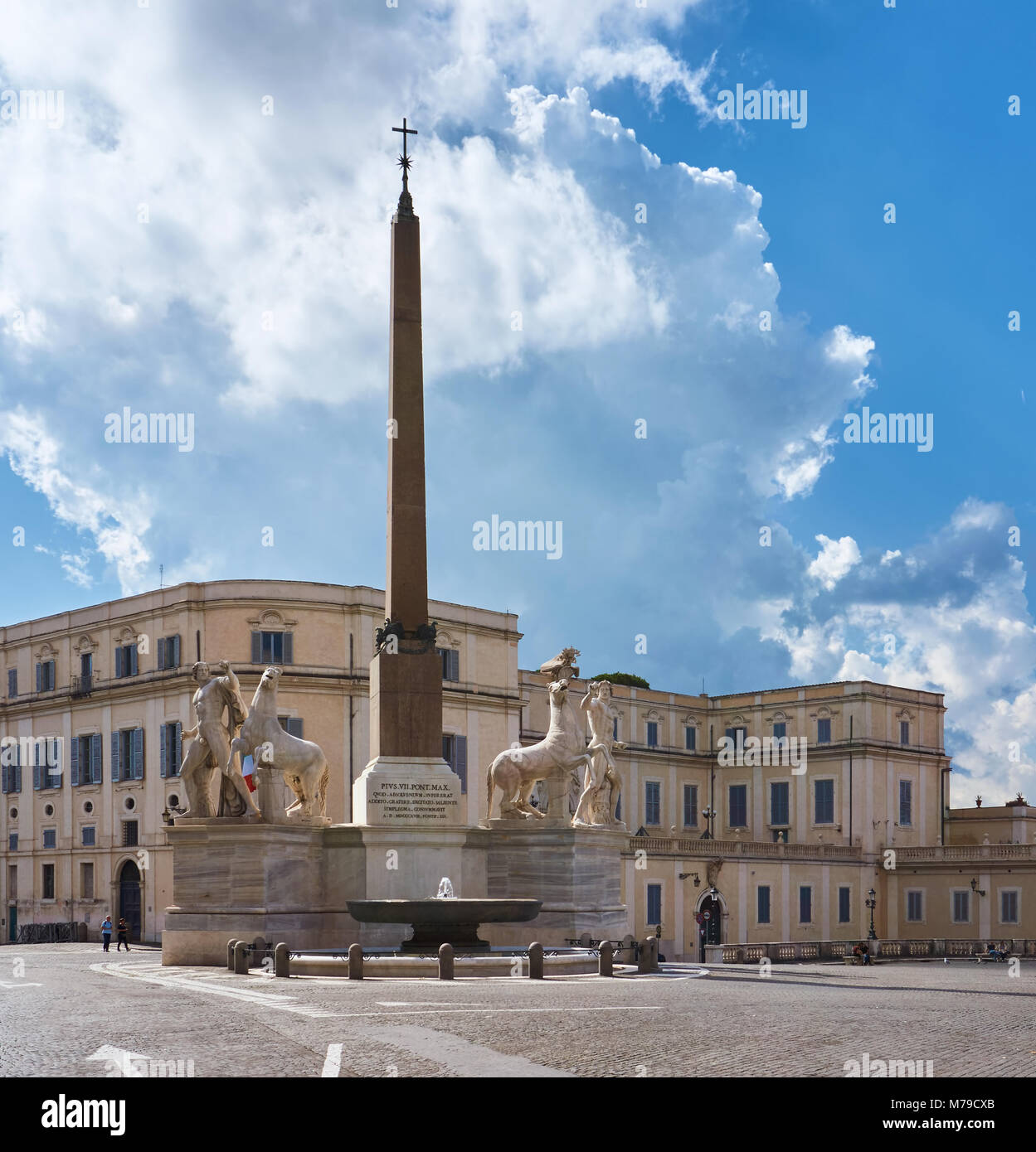 Obelisco quirinale hi-res stock photography and images - Alamy